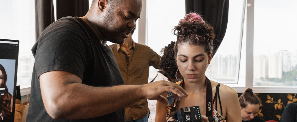 How Do We Keep Up with Digital Marketing - Tracalogic